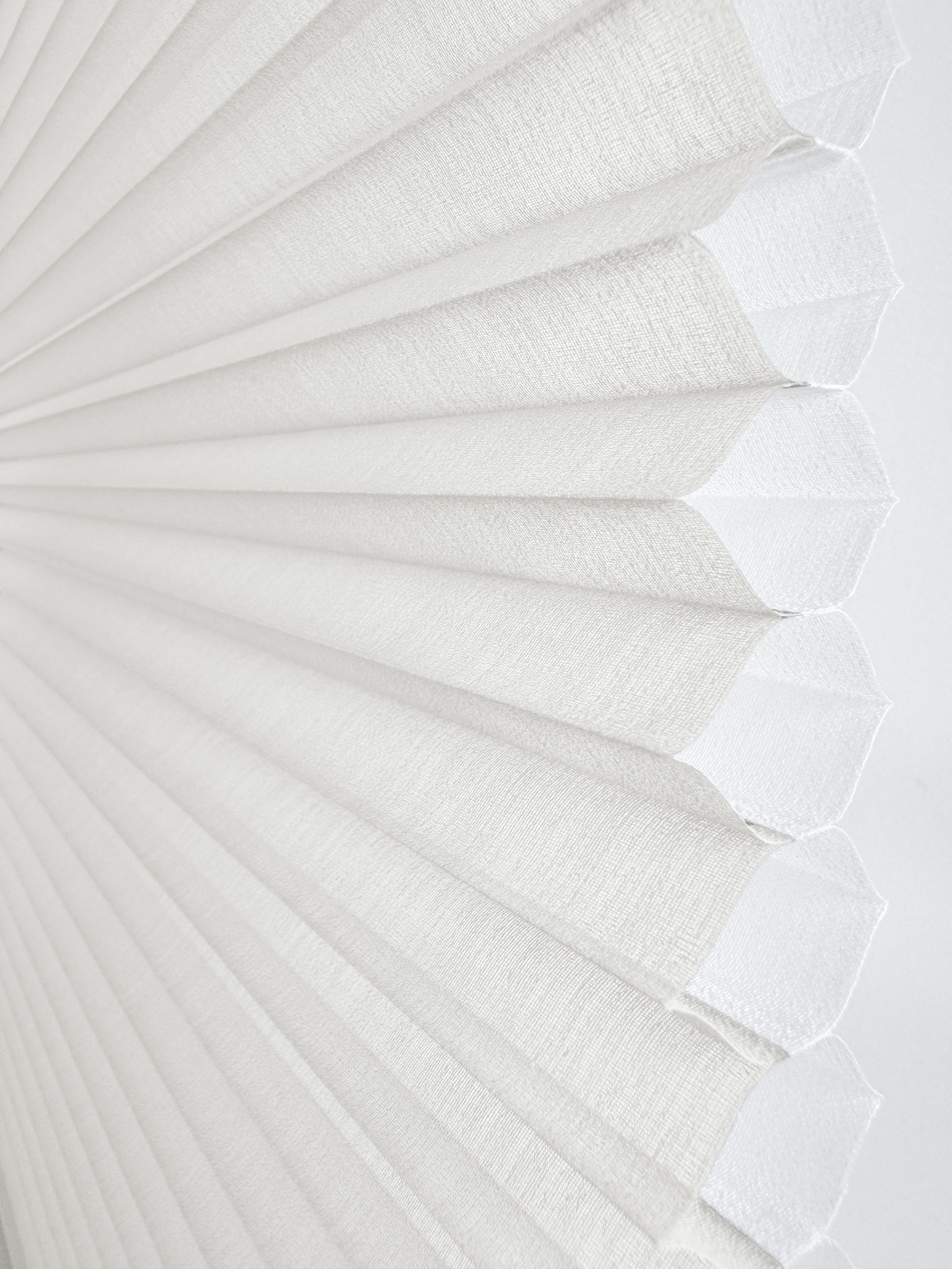 Celaro Honeycomb Shades Sheer - MSBT